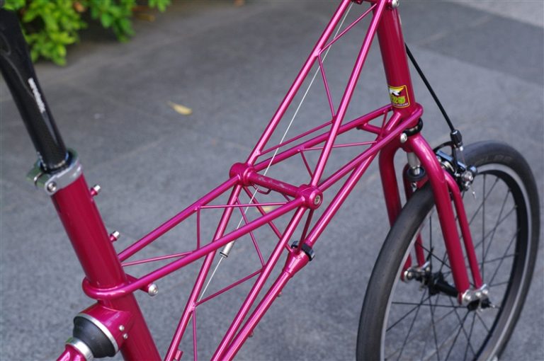 ALEX MOULTON "SST-SP / SRAM FORCE AXS"