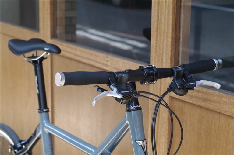 TYRELL "CSI / TIAGRA"